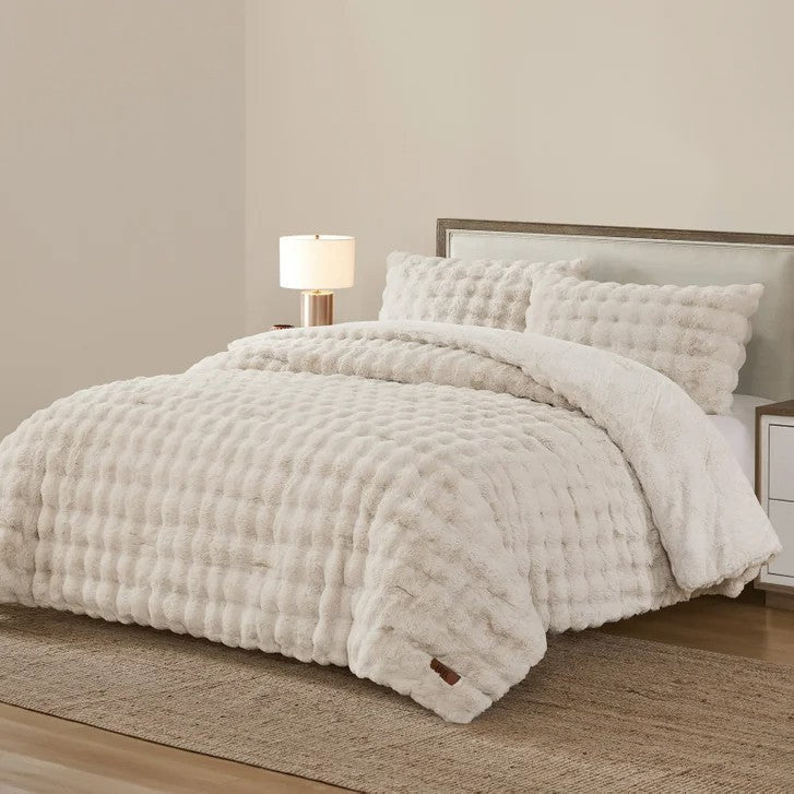 Frye 3-piece Faux Fur Comforter Set, Faux Rabbit Fur 1 Comforter, 2 S ...